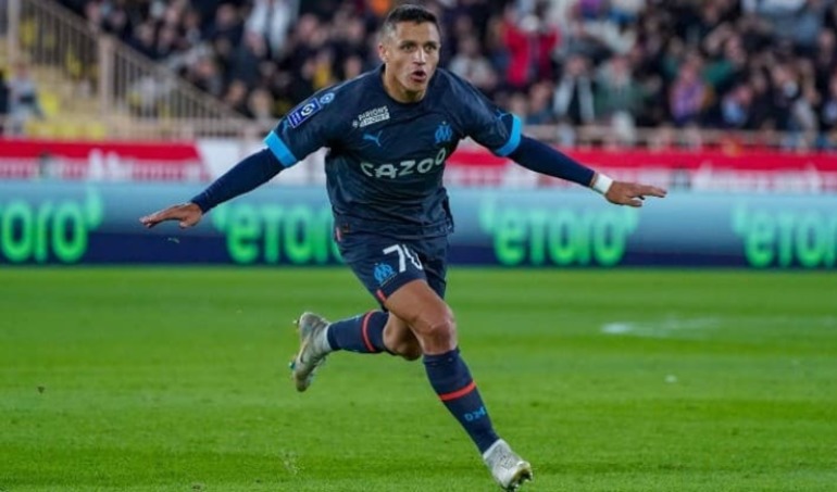 Ver Video. El niño maravilla vuelve a brillar: El chileno anota un golazo de tiro libre en ...